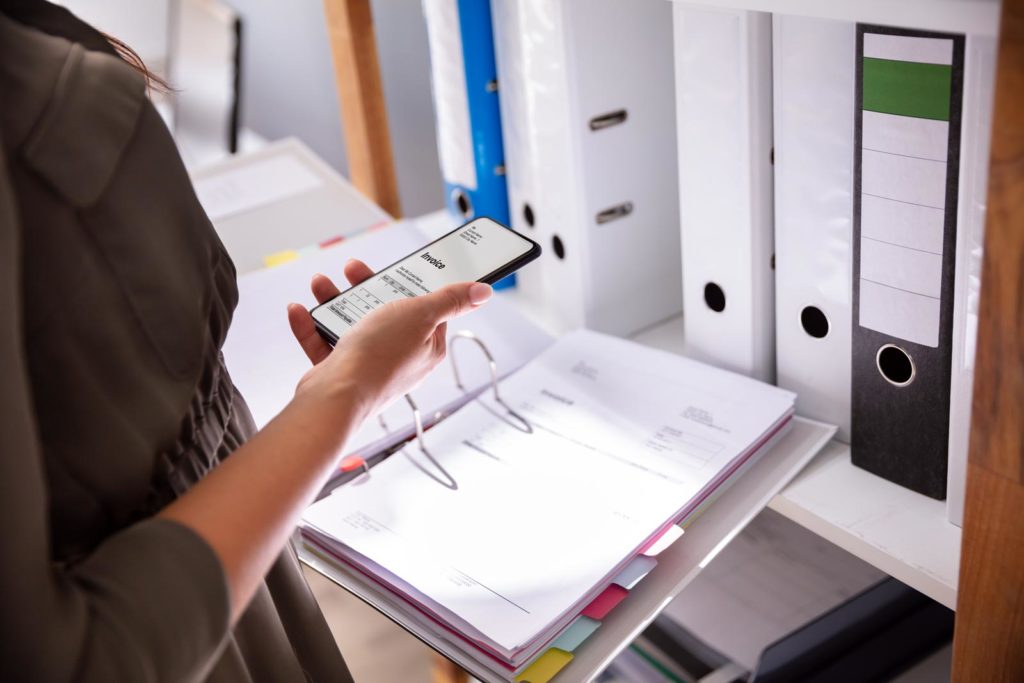 9 advantages of a POS system for retailers and shoppers in 2025