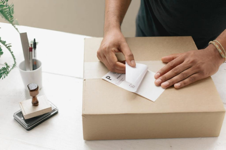 Return merchandise authorization: how to apply RMA to your business?