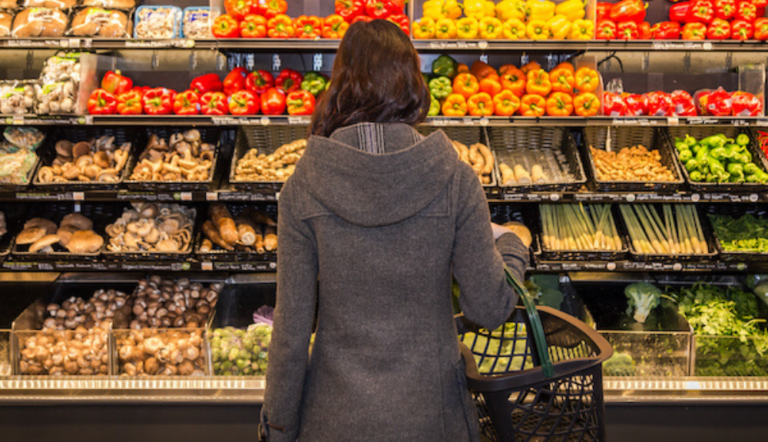 Product assortments in retail: 8 tips to optimize it in 2025