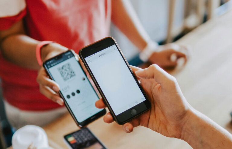 Split payments: Pros, cons, and how to implement it in retail